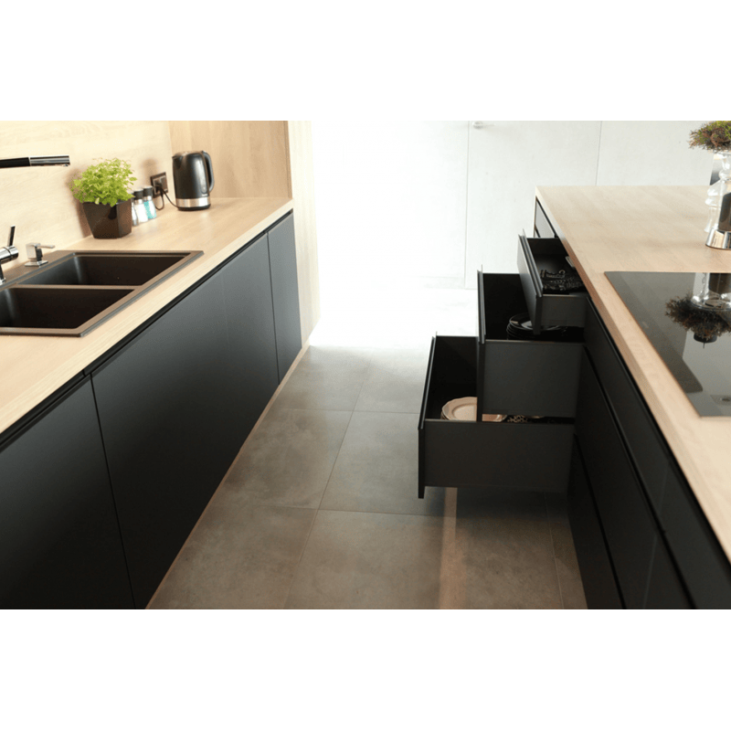 Drevotriesková doska EGGER Čierna U999/ST2 Hrúbka dosky 18 mm